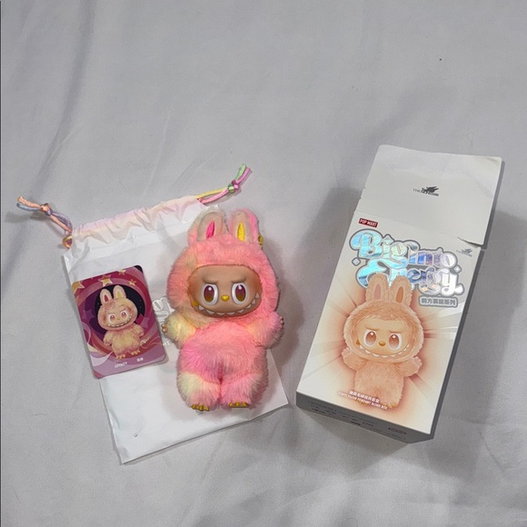 POP MART | Accessories | Labubu Big Into Energy Loyalty | Poshmark